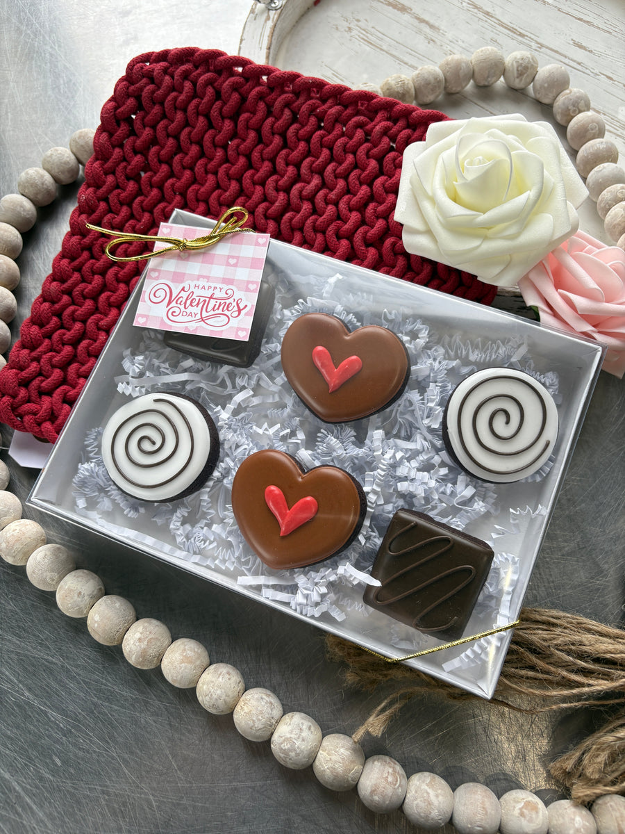 mini chocolate box – Jeannette's Custom Cakes